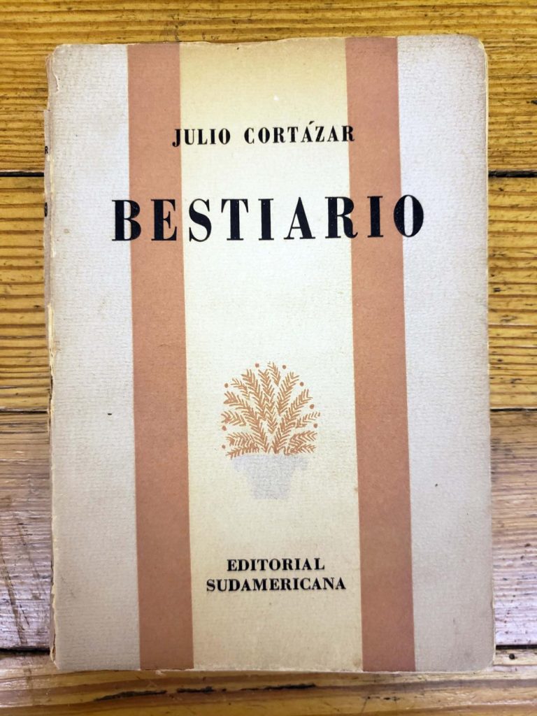 Cinco obras para recordar el legado de Julio Cortázar