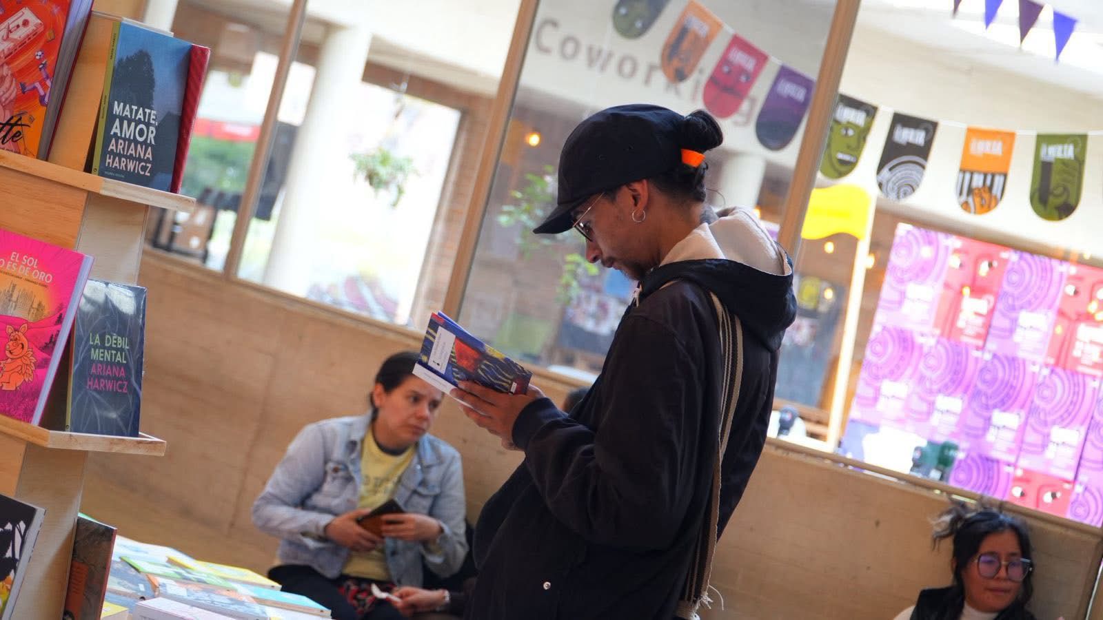 En Bogotá la lectura y escritura crecen pero persisten brechas de acceso